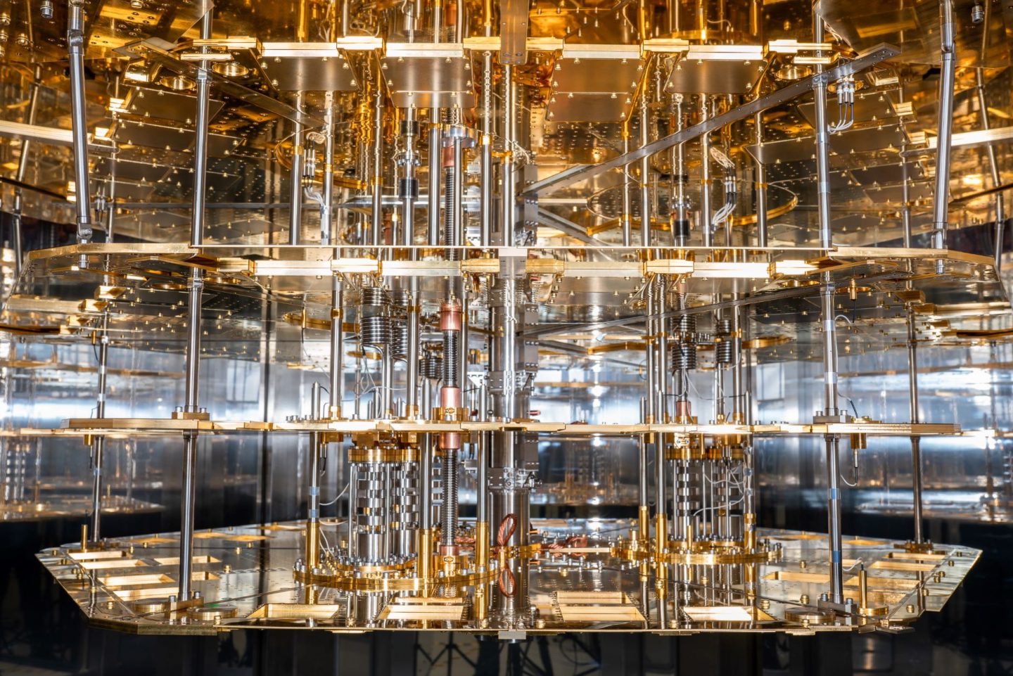 KIDE Cryogenic Platform | For Large-scale Quantum Computing - Bluefors.com